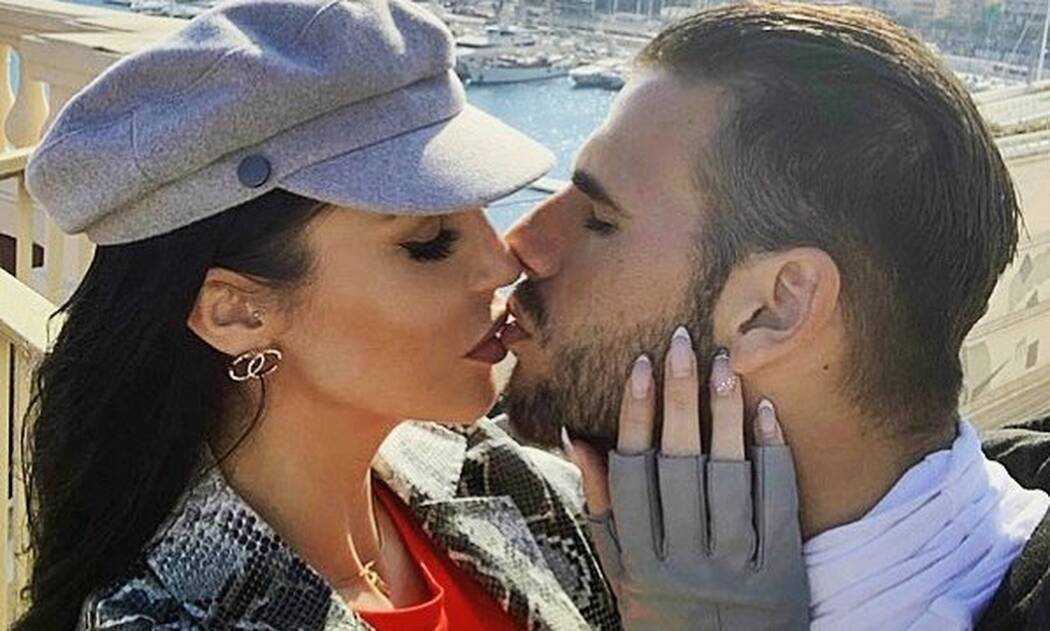 Ταχτσίδης-Θεοδωροπούλου: Αυτό είναι το φύλο του τρίτου μωρού που περιμένουν - Tromaktiko.gr